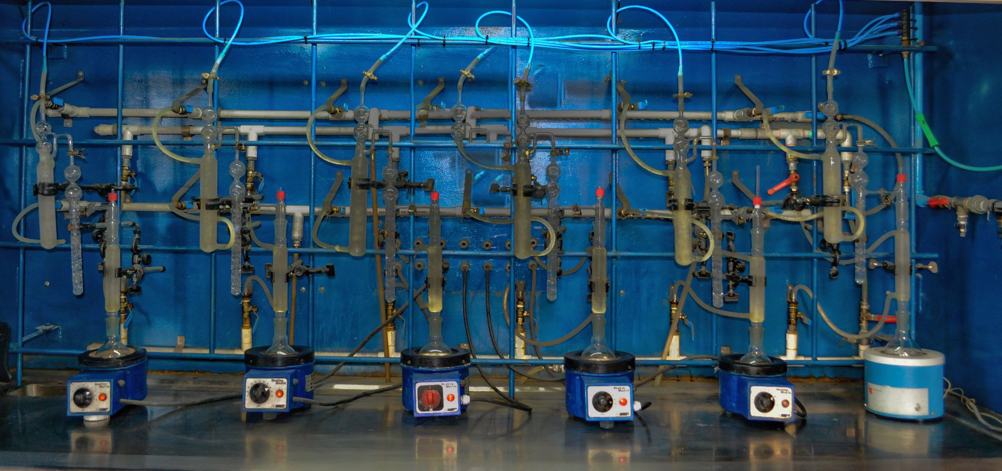 nueva foto laboratorio | SYGLA COLOMBIA LTDA